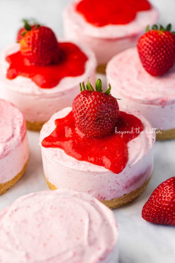 Individual No-Bake Strawberry Cheesecakes - Beyond the Butter